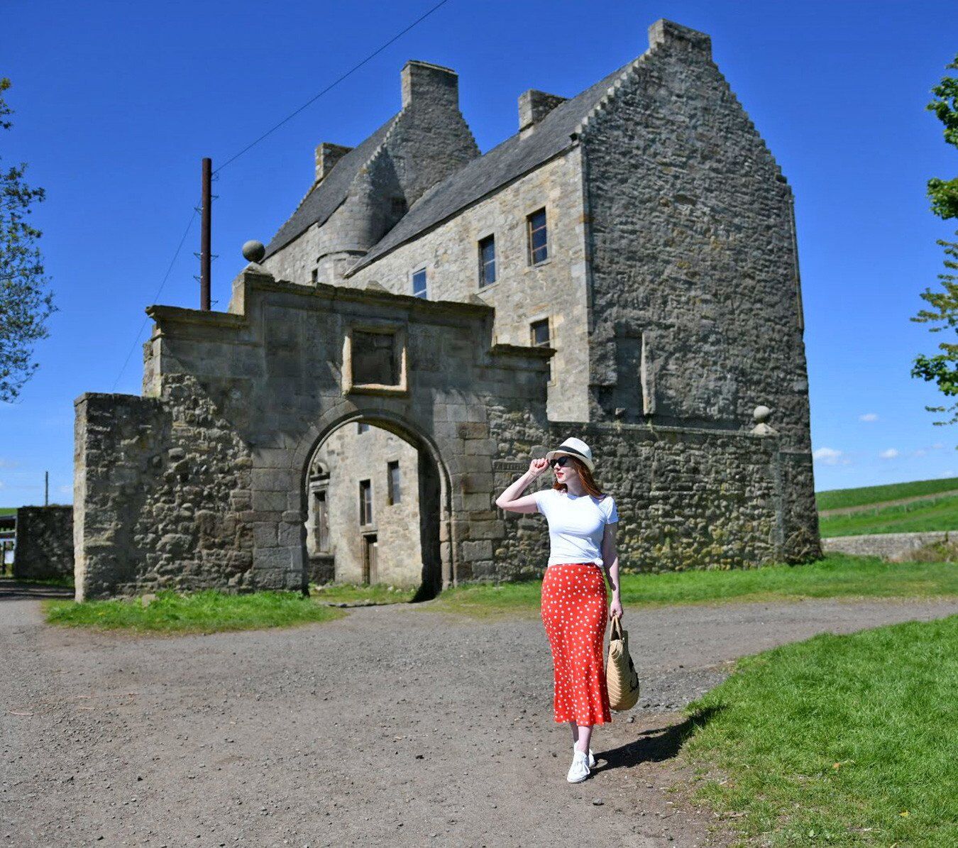 Outlander Filming Locations: Lallybroch - a.k.a Midhope Castle, Scotland