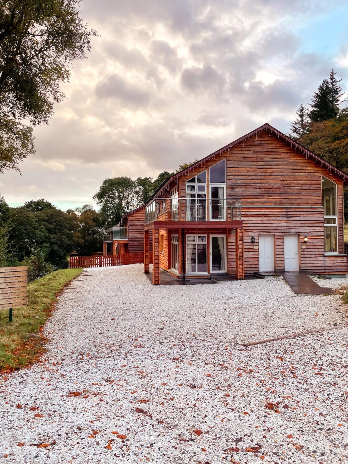 Whispering Pine Lodge: the best place to stay in the Highlands