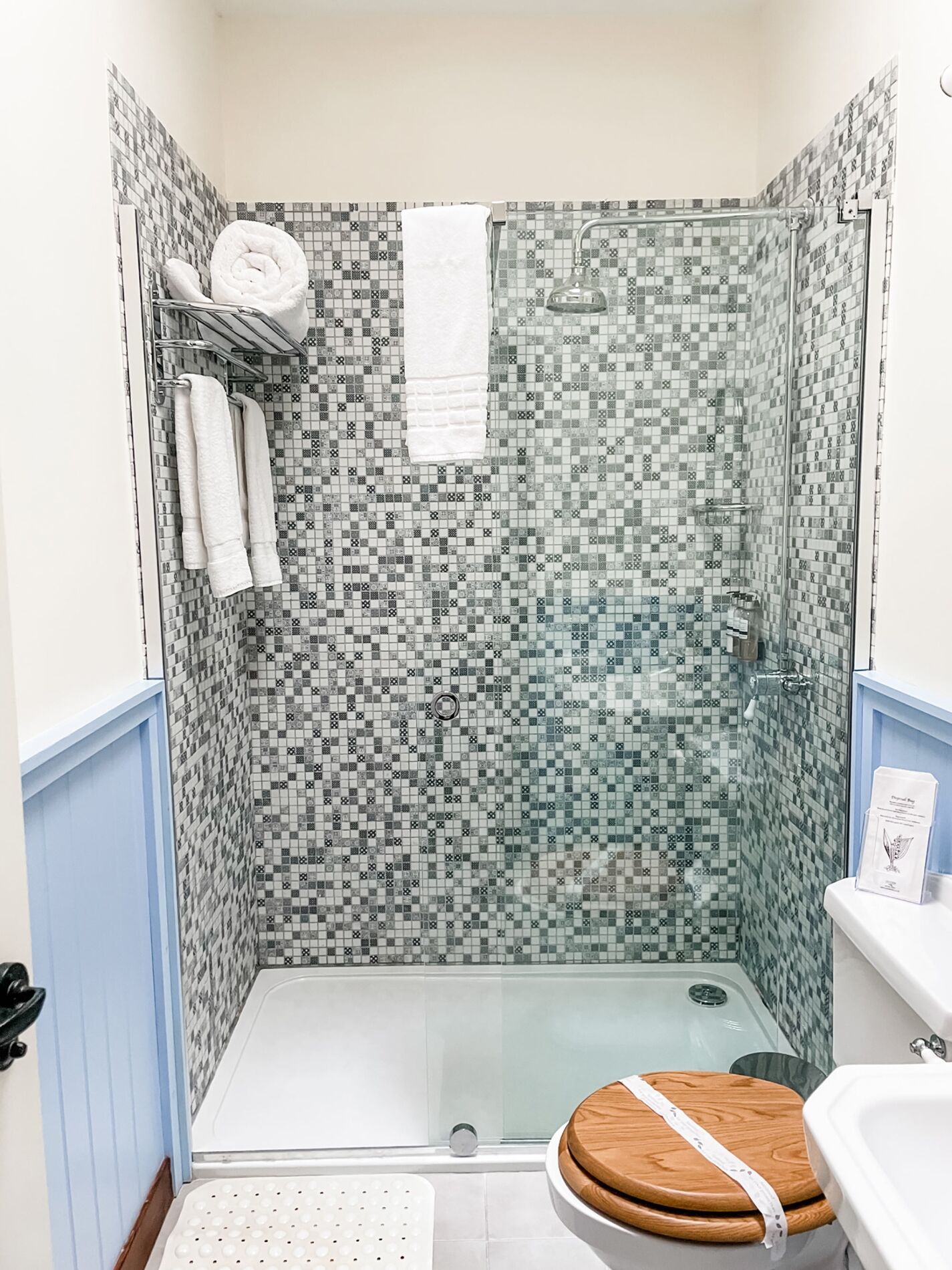 Whispering Pine Lodge: the best place to stay in the Highlands