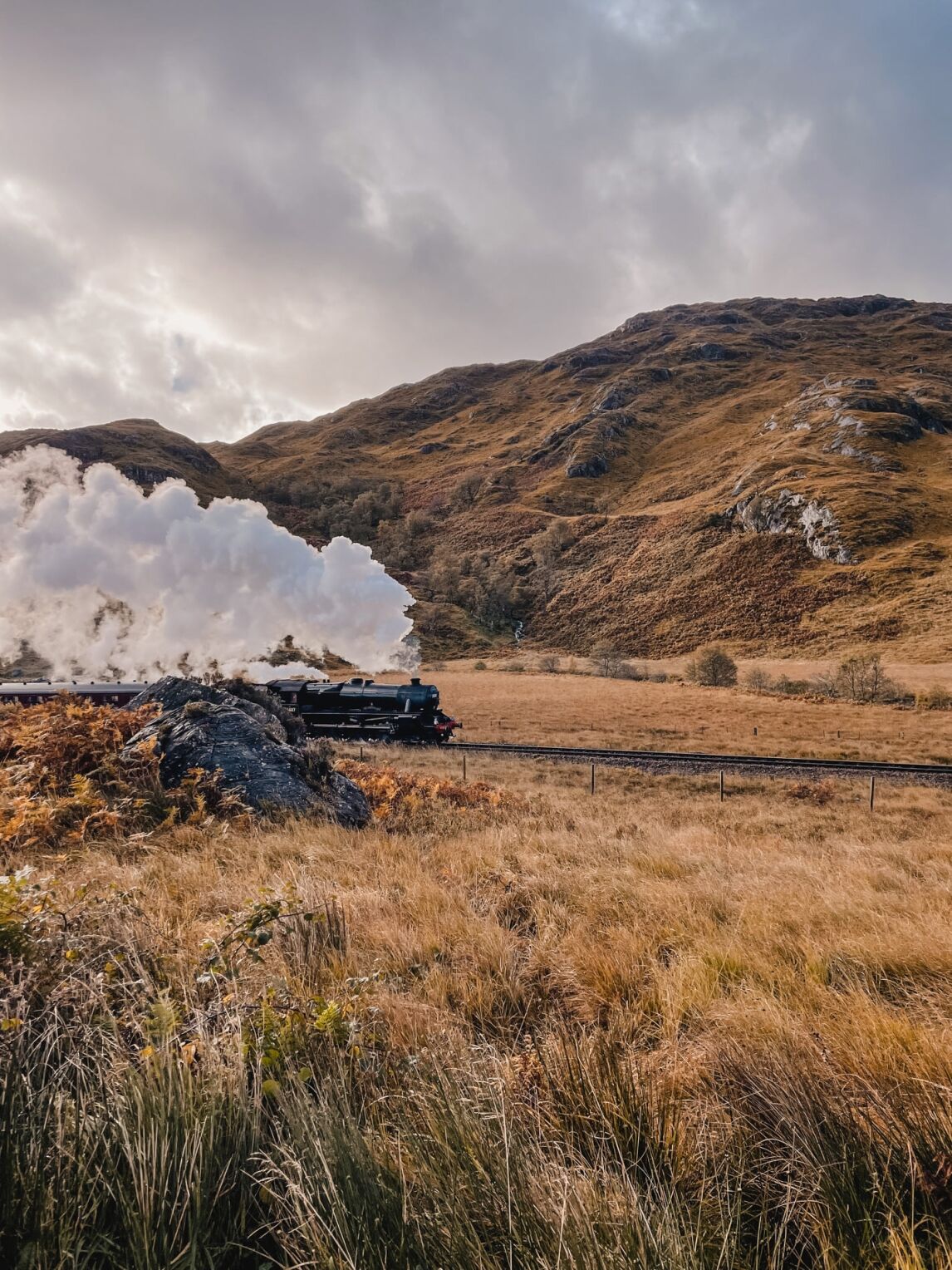 How to see the Jacobite Steam Train Cross Glenfinnan Viaduct